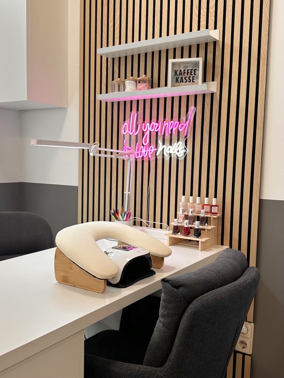 Anni Nails - Professionelles Nagelstudio in Wien